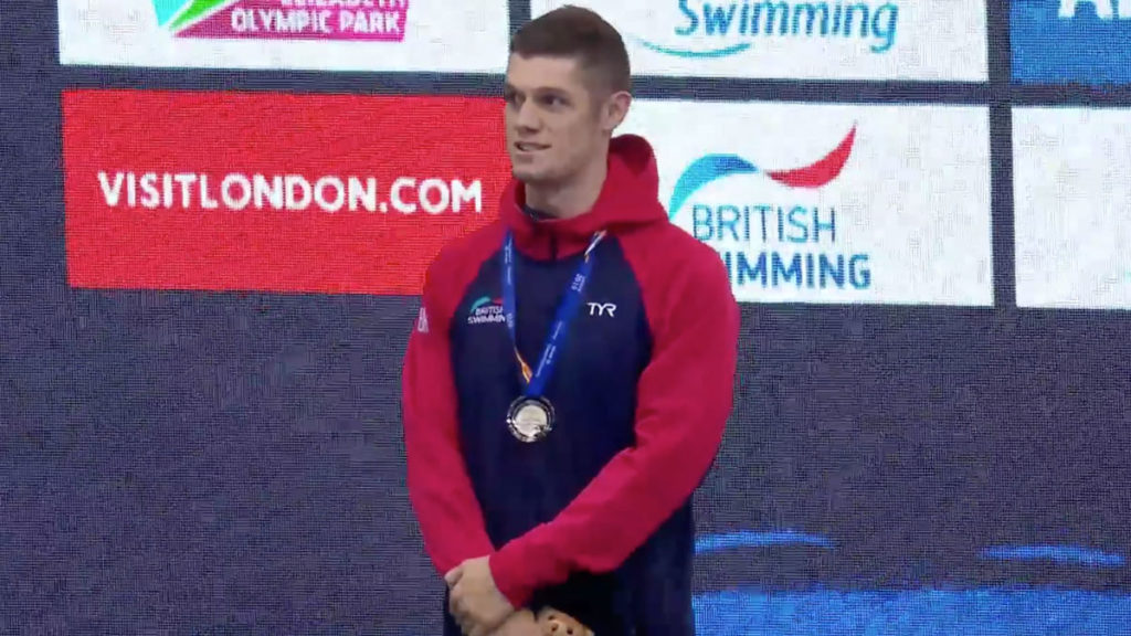 Brock Whiston breaks world record in stunning comeback to win gold