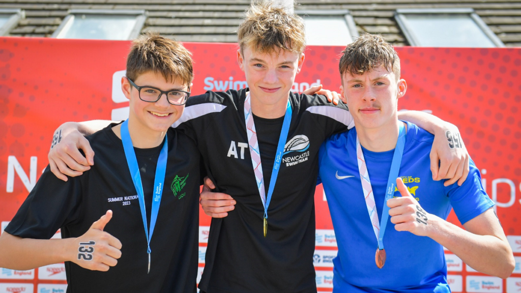 Emotional Amelia shines in 3k races at Open Water National Age Groups