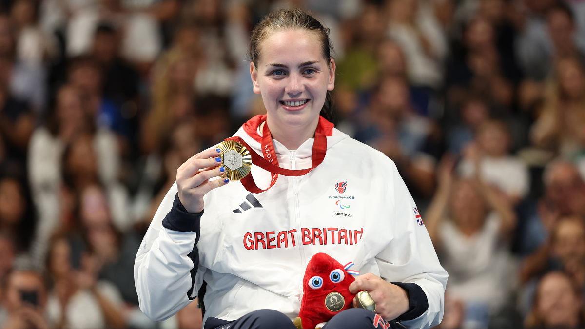 Tully Kearney retained her title in style on her way to a second gold medal